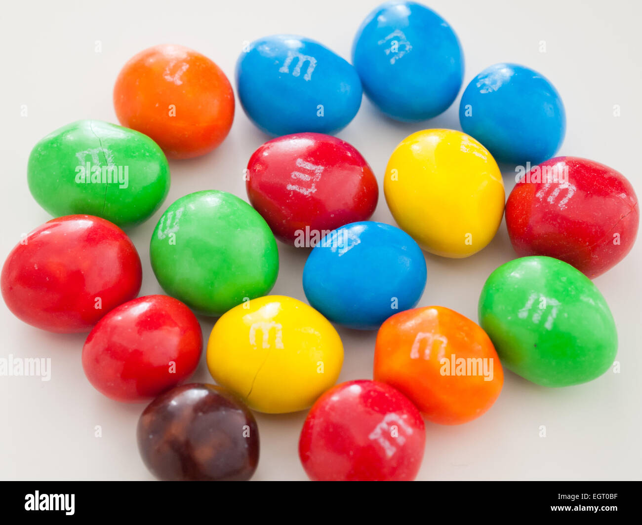 Ms erdnuss süßigkeiten -Fotos und -Bildmaterial in hoher Auflösung – Alamy