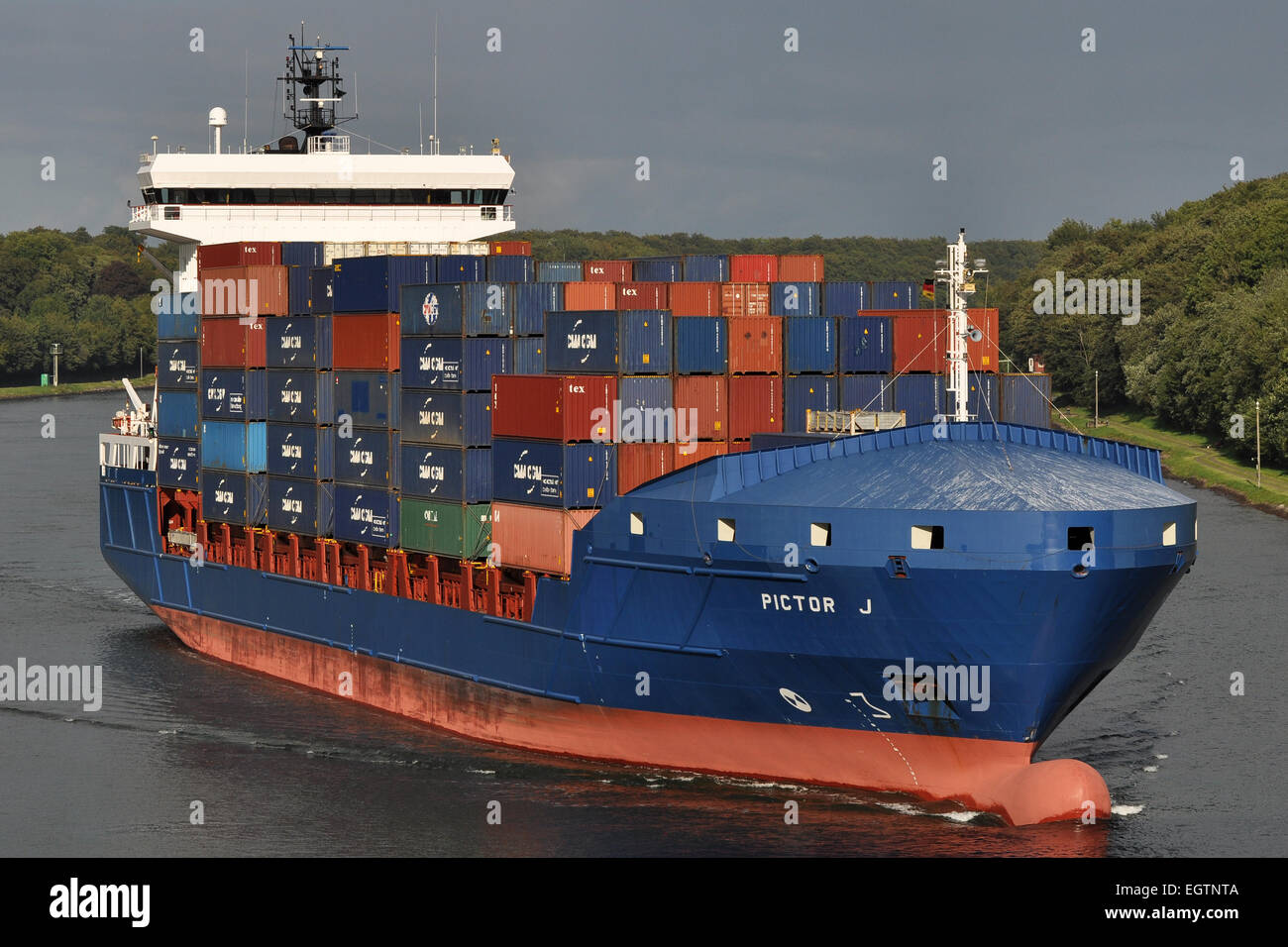 Import feeder schiff -Fotos und -Bildmaterial in hoher Auflösung – Alamy