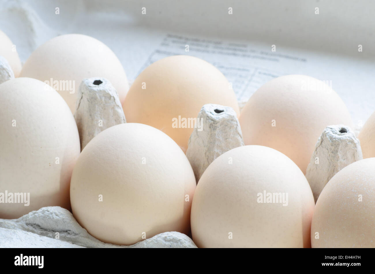 Egg carton box -Fotos und -Bildmaterial in hoher Auflösung – Alamy