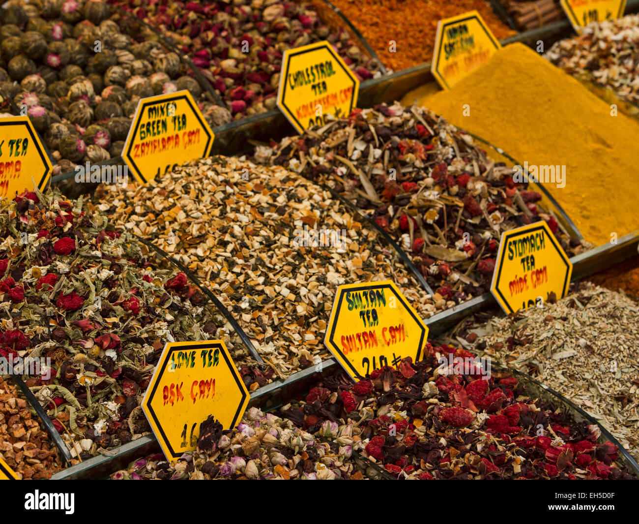 Istanbul, Türkei Grand Bazaar Sultan Tee Gewürz Stockfotografie - Alamy