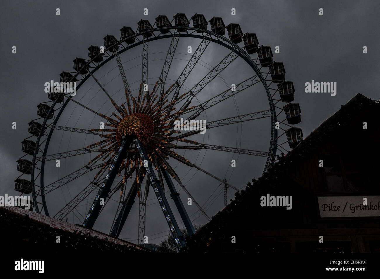 Berliner weihnachtsmarkt riesenrad -Fotos und -Bildmaterial in hoher ...
