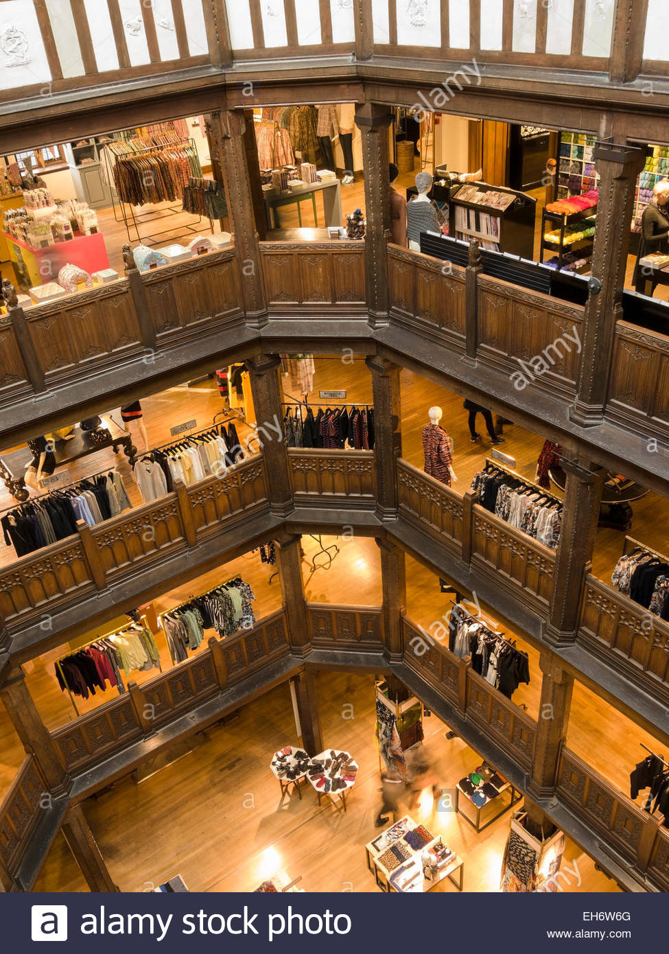Liberty Shop Libertys London Stockfotos und -bilder Kaufen - Alamy