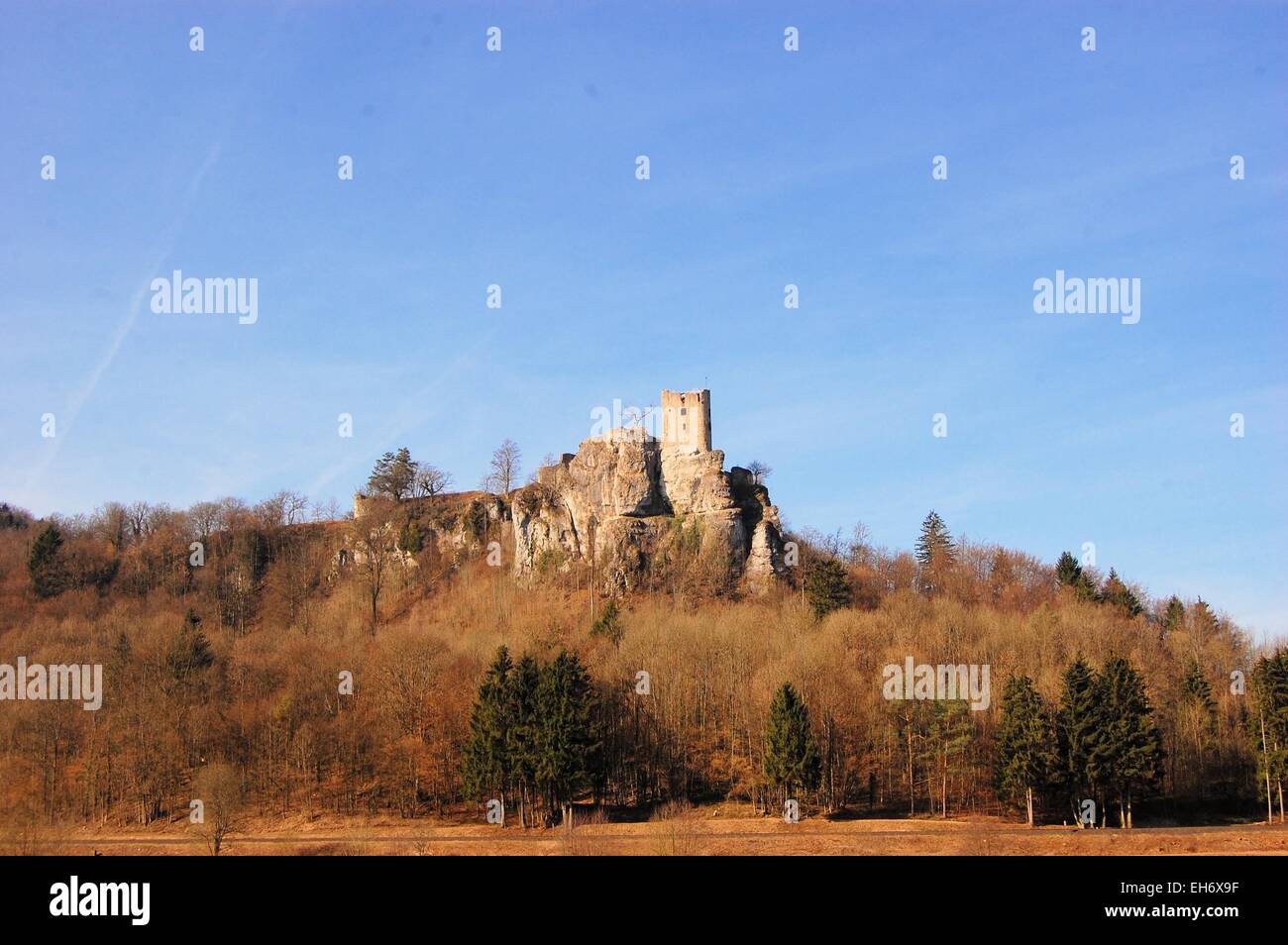 Burgruine neideck -Fotos und -Bildmaterial in hoher Auflösung – Alamy