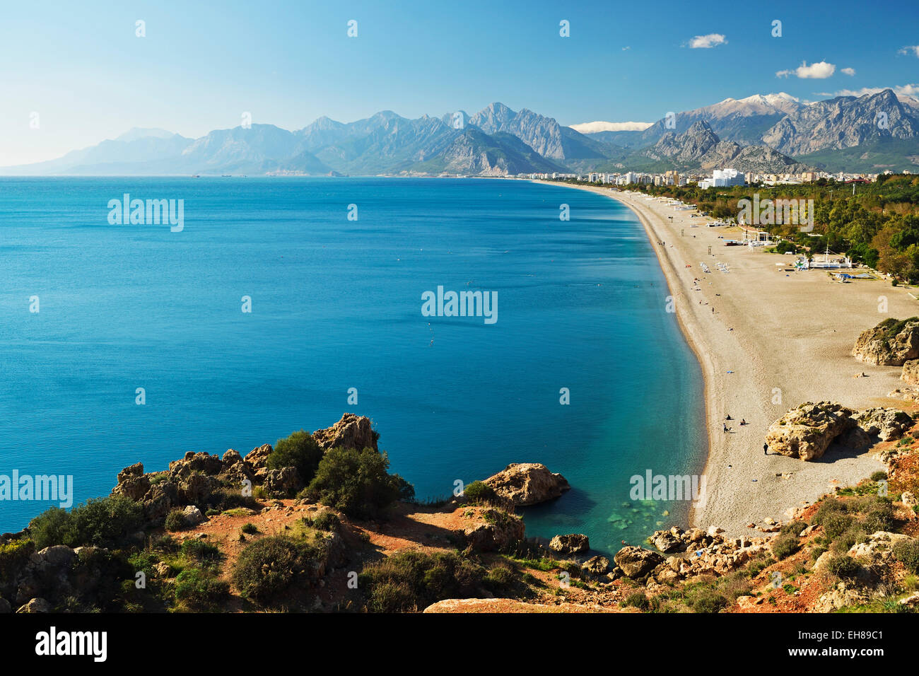 Konyaalti Beach, Antalya, Taurus-Gebirge und Mittelmeer, Provinz ...