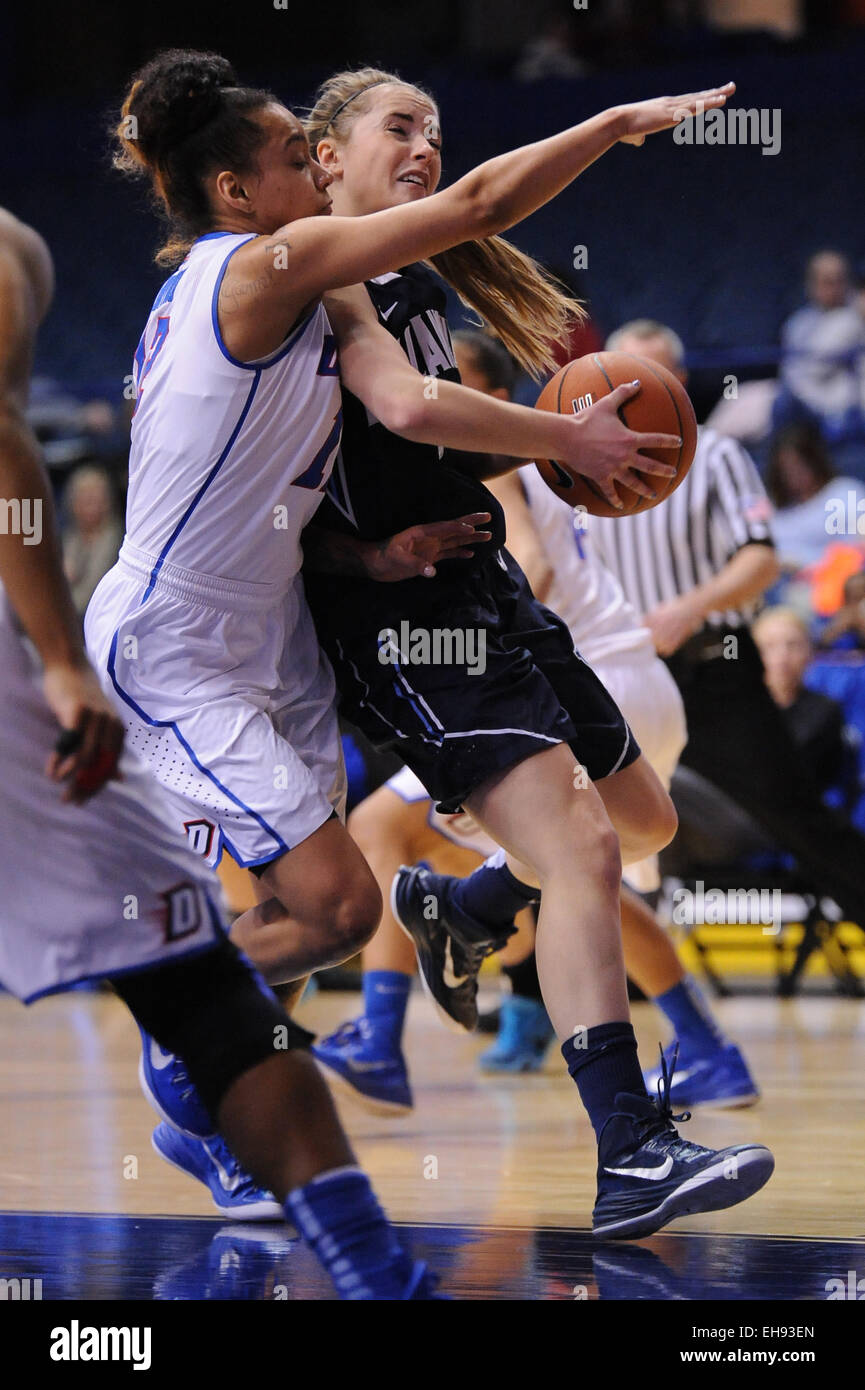 Rosemont, Illinois, USA. 9. März 2015. DePaul Blue Demons Wache ...