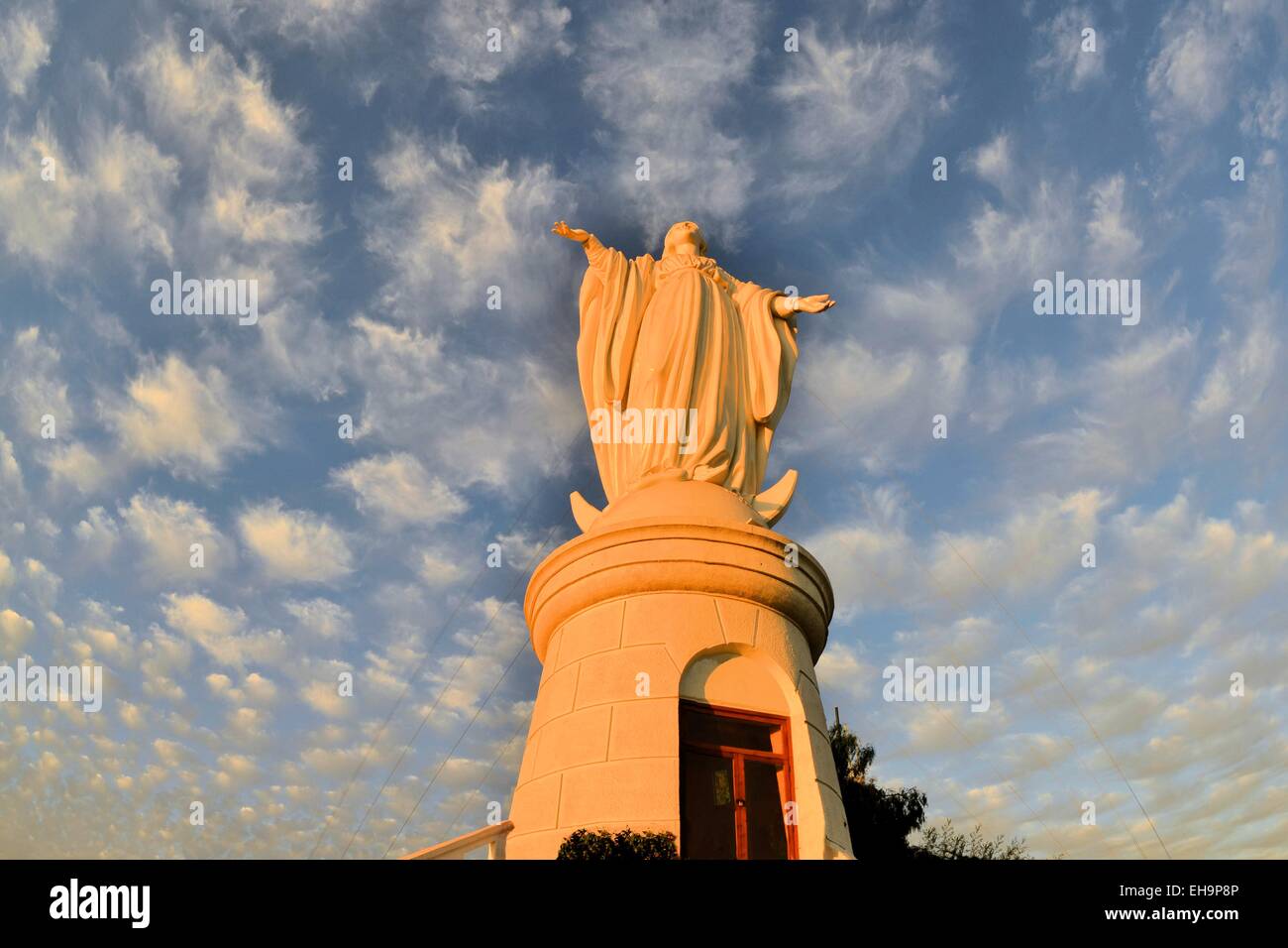 Statue Virgin Mary San Cristobal Stockfotos und -bilder Kaufen - Alamy