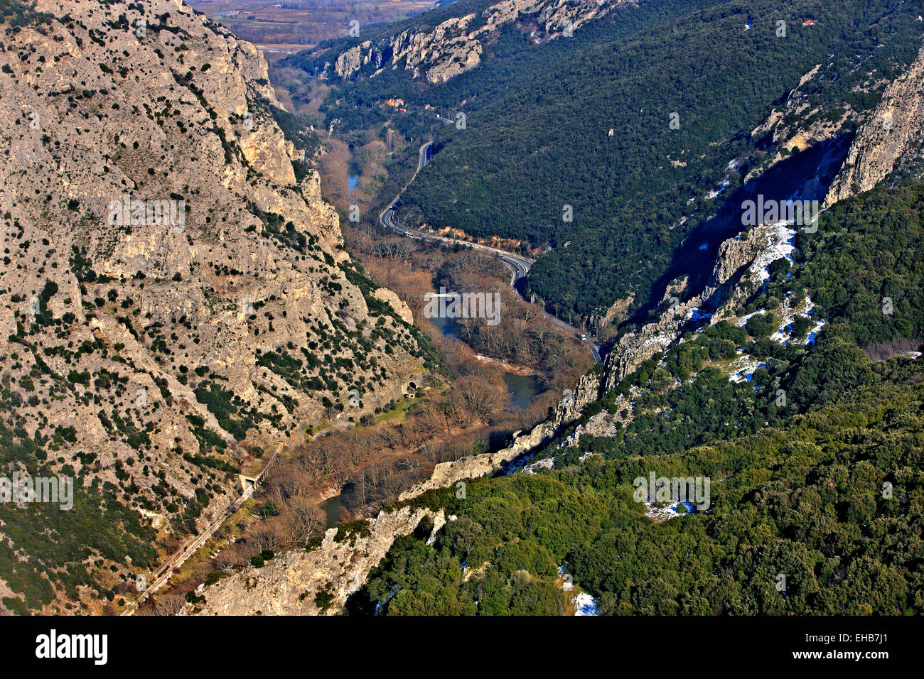 Panoramablick über Fluss Pinios (Peneus), überqueren die Tempi-Tal, aus ...
