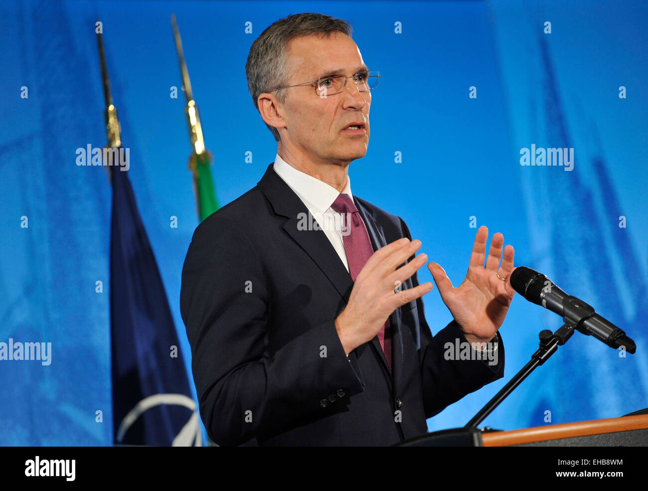 Supreme headquarters allied powers europe -Fotos und -Bildmaterial in ...