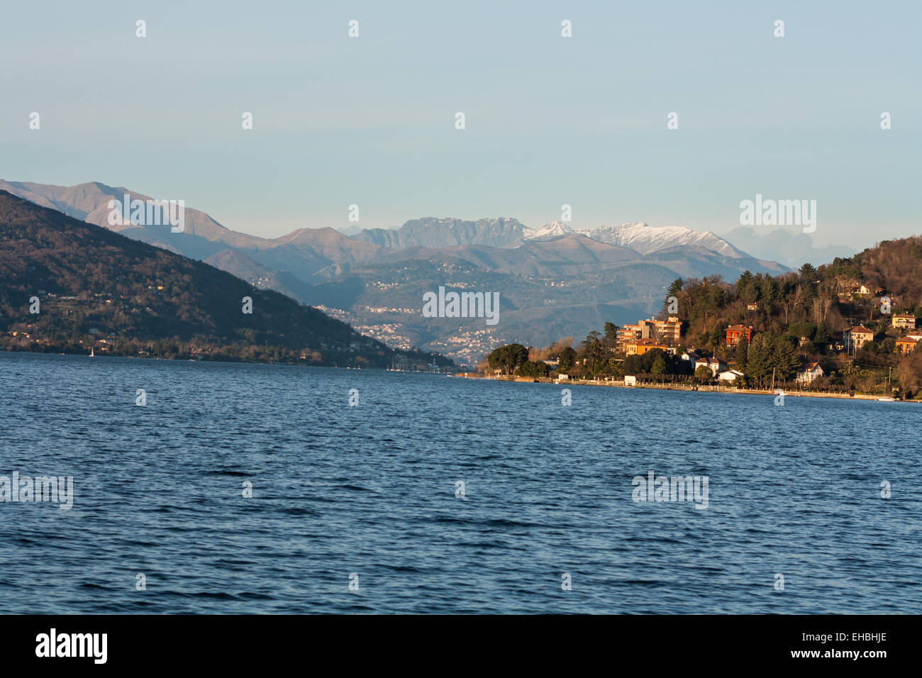 Arona lago maggiore -Fotos und -Bildmaterial in hoher Auflösung – Alamy