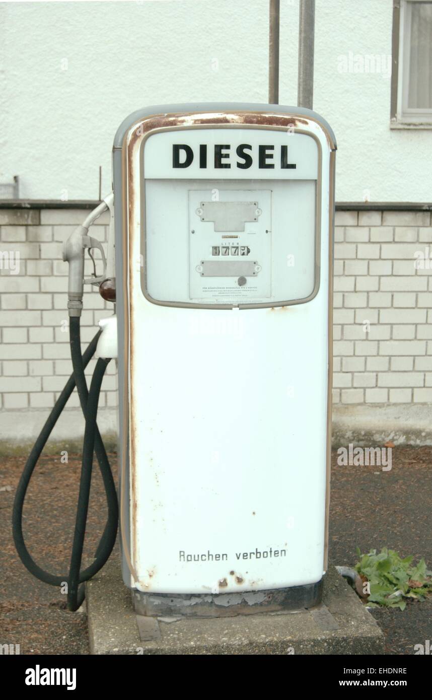 Pump alt fuel -Fotos und -Bildmaterial in hoher Auflösung – Alamy