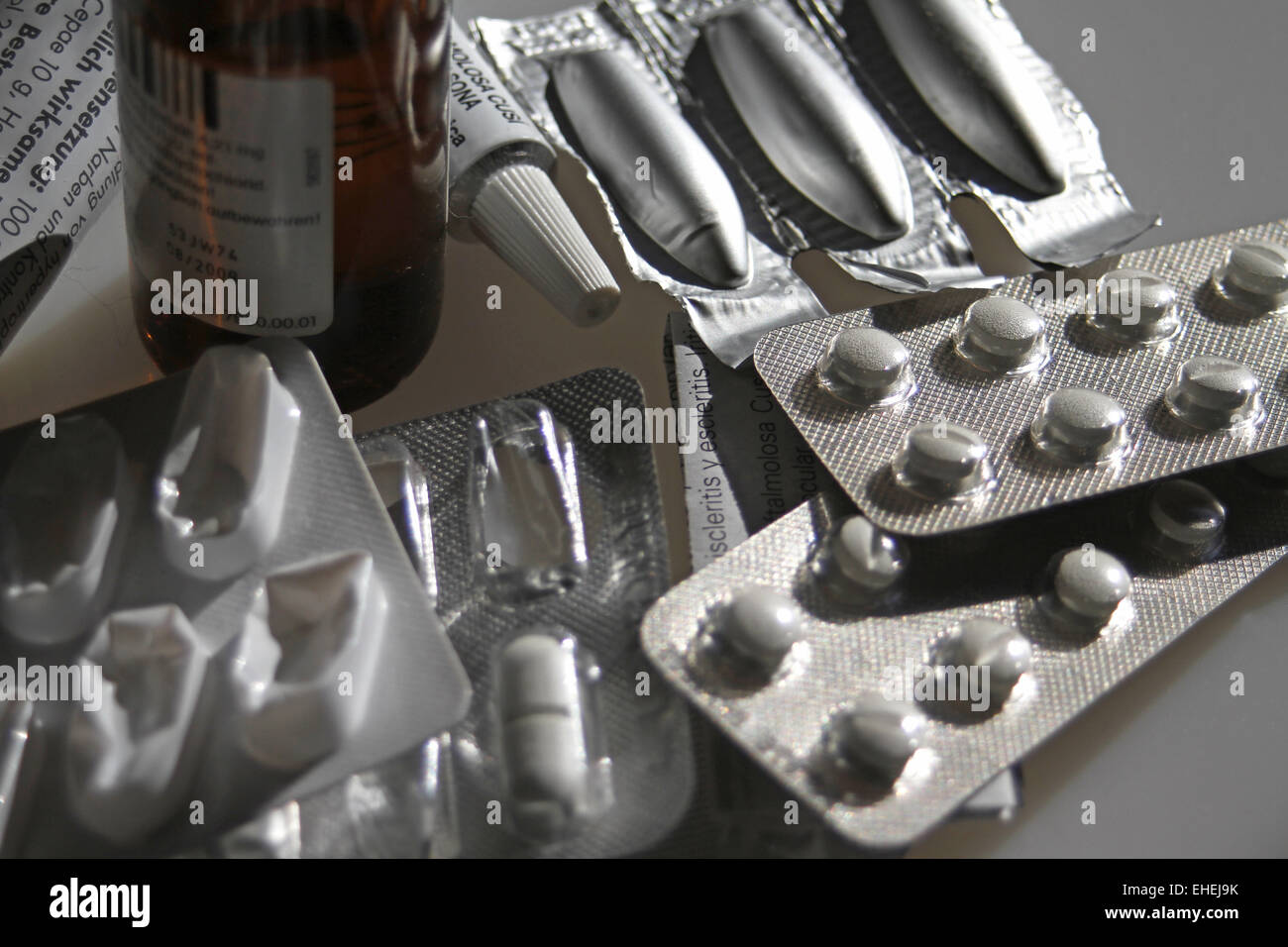 Medicamentos medicamentos medicamentos medicamentos -Fotos und -Bildmaterial in hoher Auflösung ...