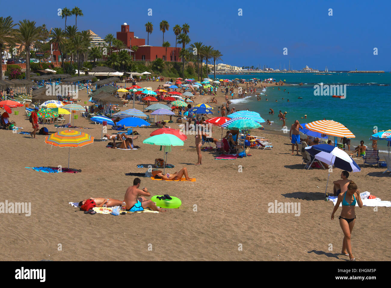 Strand, Bil-Bil Castle, Benalmadena. Costa Del Sol, Provinz Malaga ...