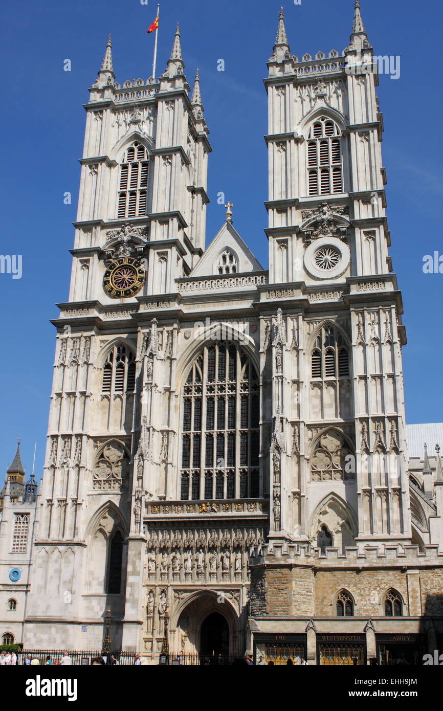 Westminster abbey stained glass -Fotos und -Bildmaterial in hoher Auflösung – Alamy