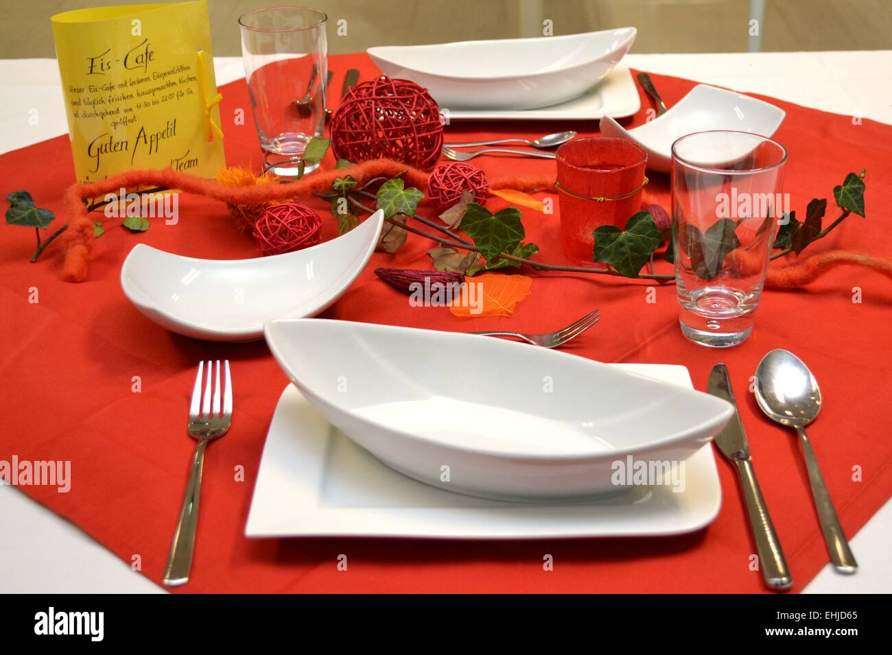 Place setting -Fotos und -Bildmaterial in hoher Auflösung – Alamy