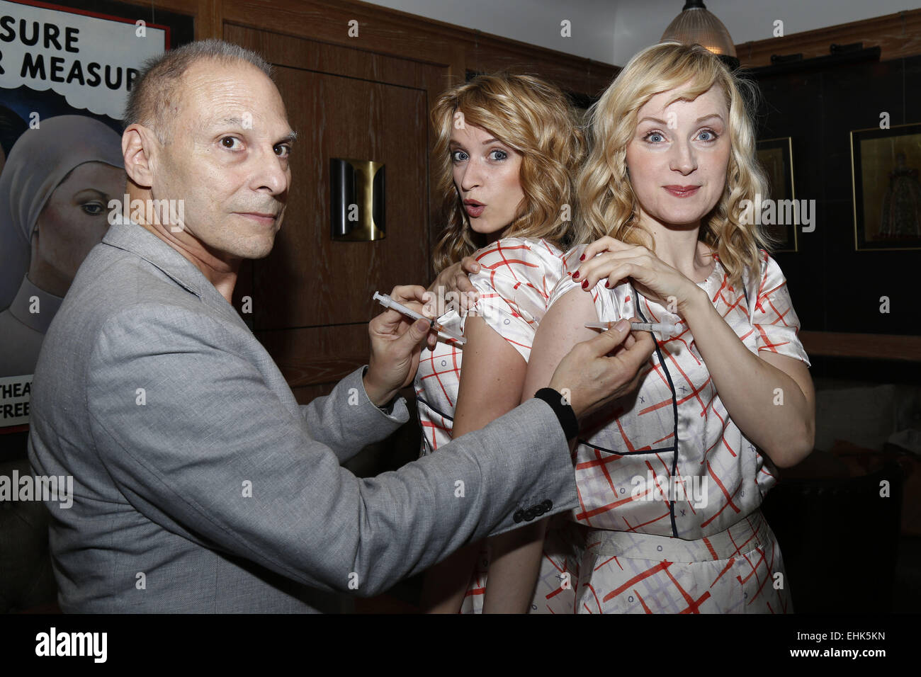 Cocktail-Party feiern, das Broadway Seite zeigen statt in der ...