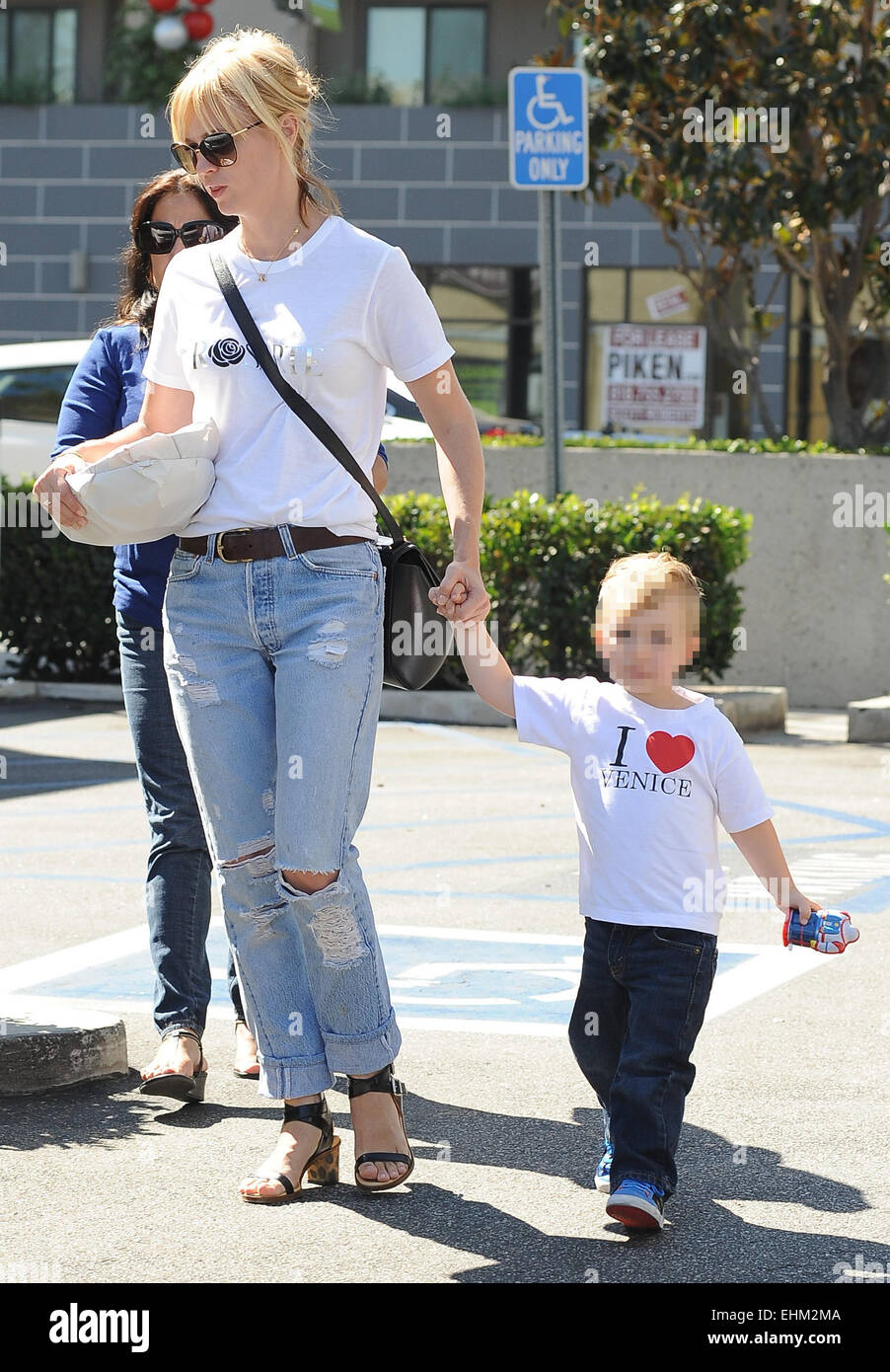 January jones and xander dane jones -Fotos und -Bildmaterial in hoher ...