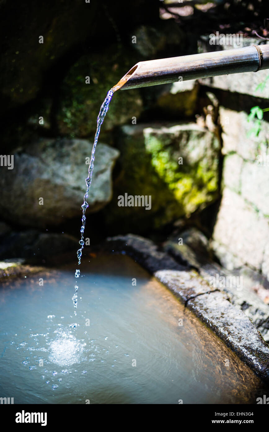 Japanischer gartenbrunnen -Fotos und -Bildmaterial in hoher Auflösung ...