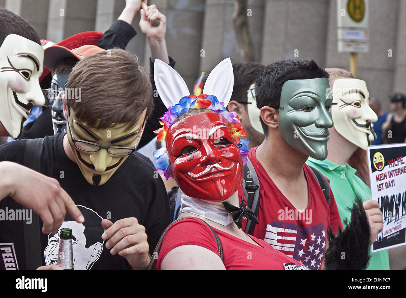 Anonymous guy fawkes mask hack -Fotos und -Bildmaterial in hoher ...