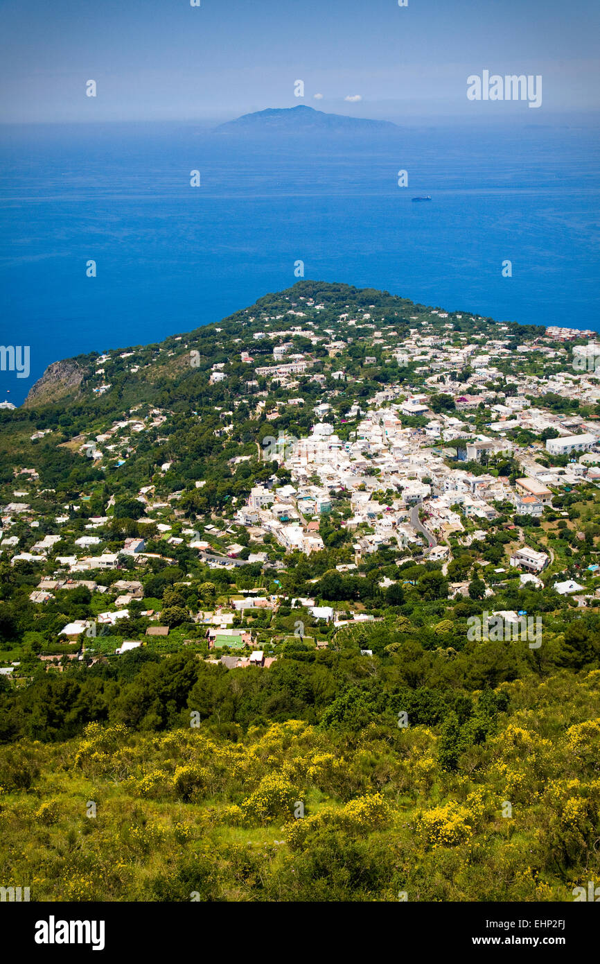 Vesuv luftaufnahme -Fotos und -Bildmaterial in hoher Auflösung – Alamy