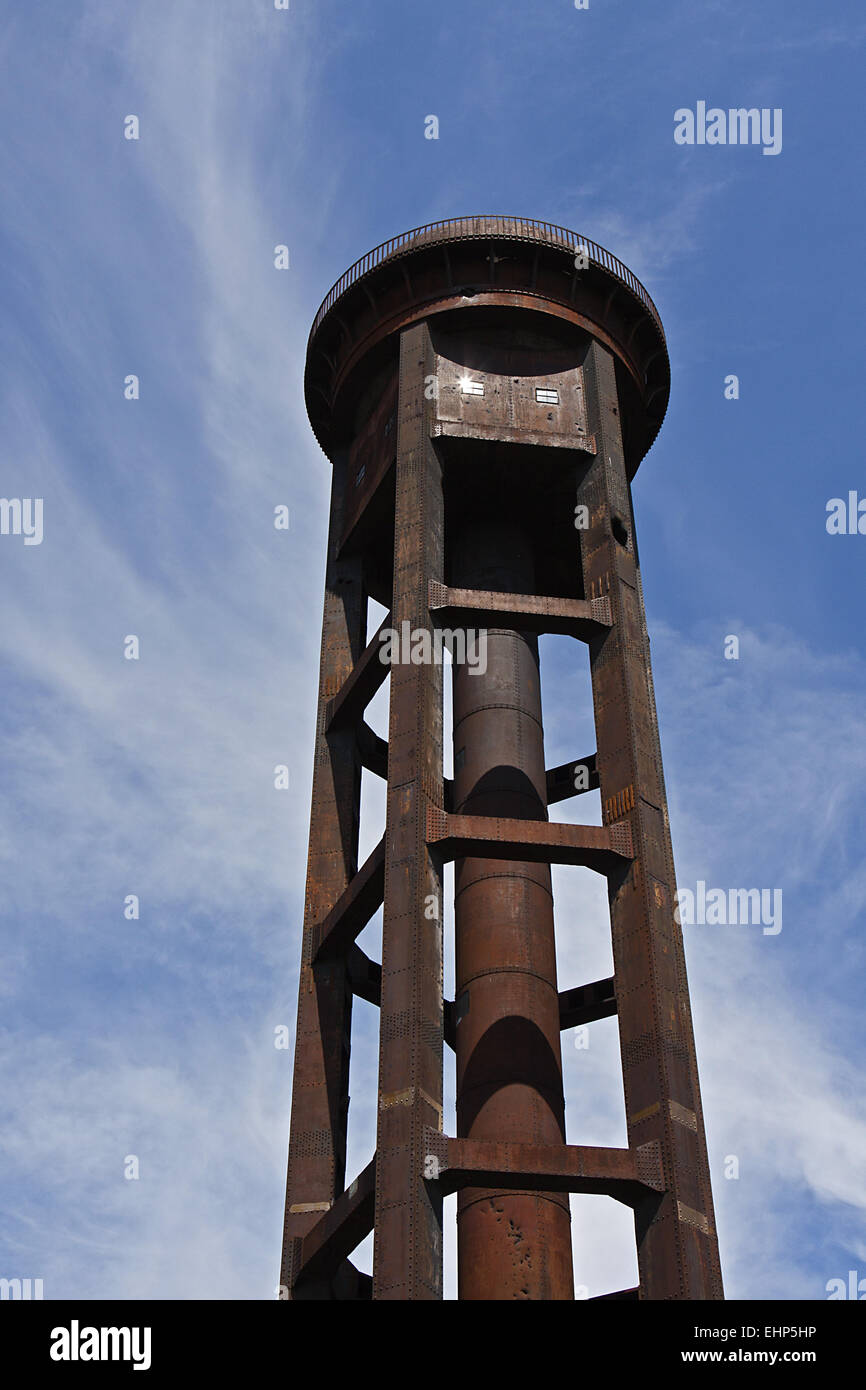 Ball wasserturm -Fotos und -Bildmaterial in hoher Auflösung – Alamy