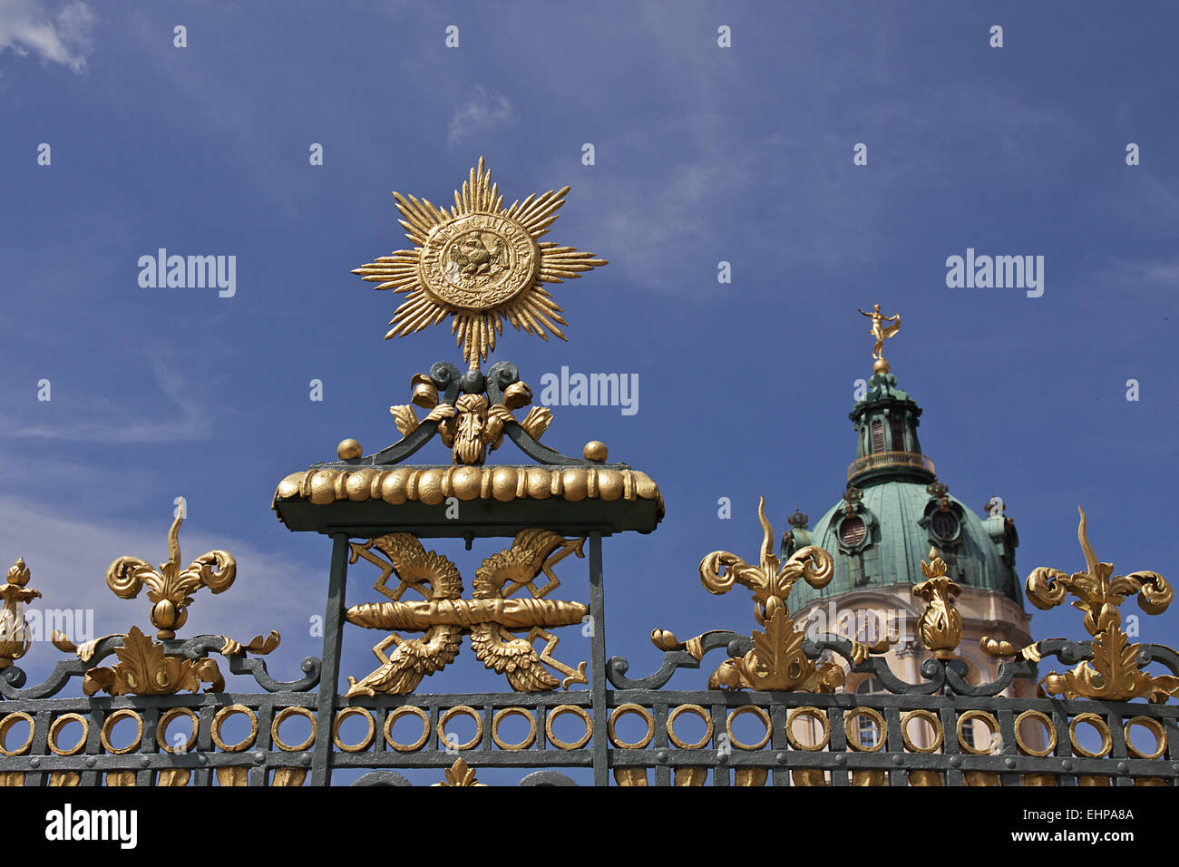 Schloss adler -Fotos und -Bildmaterial in hoher Auflösung – Alamy