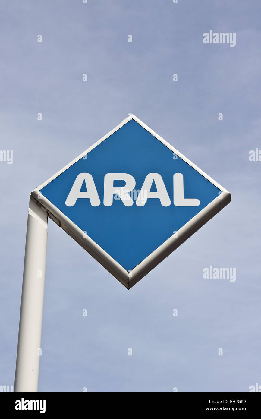 Logo aral -Fotos und -Bildmaterial in hoher Auflösung – Alamy