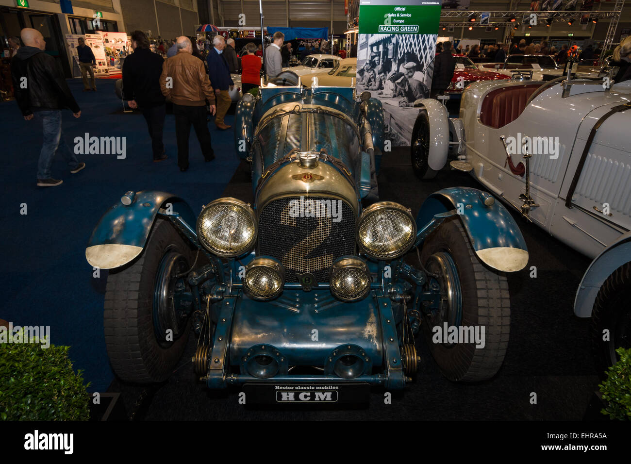 Um 1930 auto -Fotos und -Bildmaterial in hoher Auflösung – Alamy