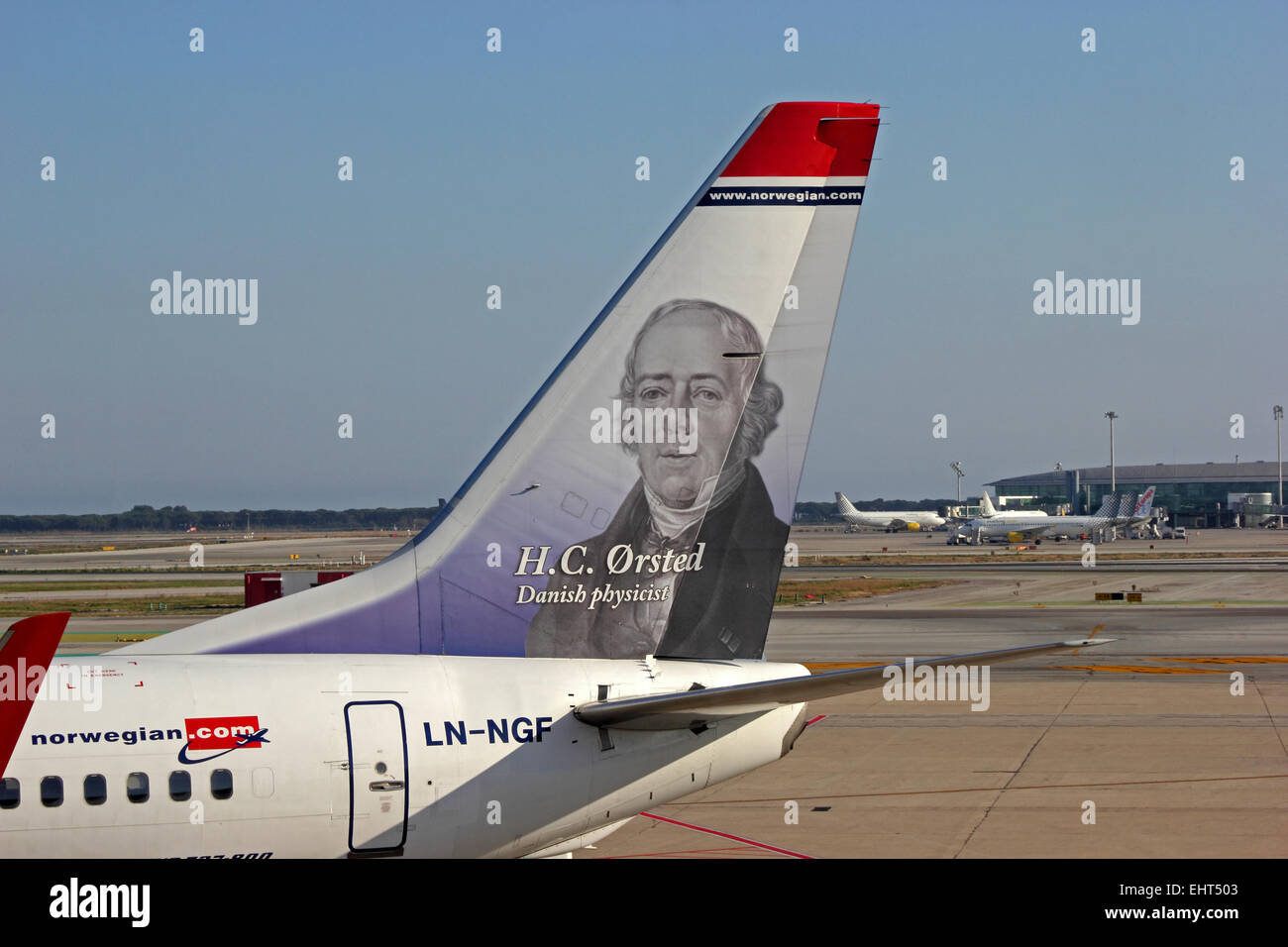 Porträt von H C Orsted am Höhenleitwerk der Norwegian Air Shuttle ... Porträt von H C Orsted am Höhenleitwerk der Norwegian Air Shuttle ...