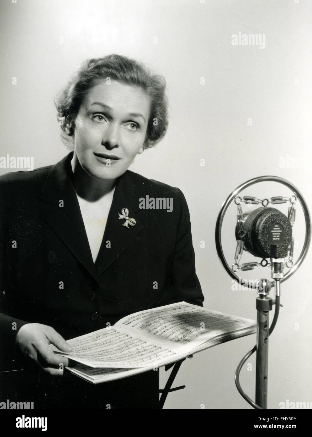 Elisabeth schwarzkopf -Fotos und -Bildmaterial in hoher Auflösung – Alamy