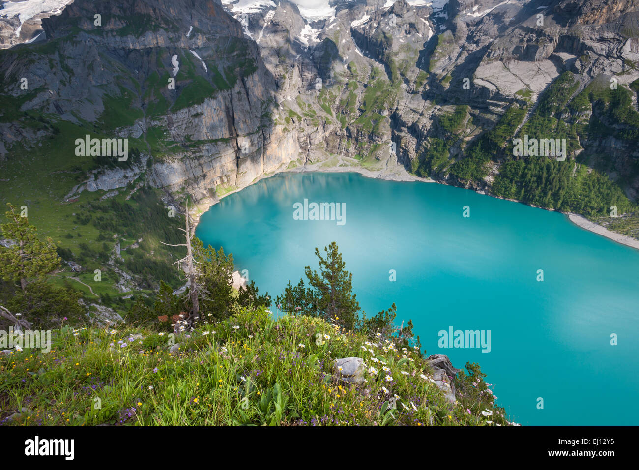 See des Oeschinensees, Schweiz, Europa, Kanton Bern, Berner Oberland ...