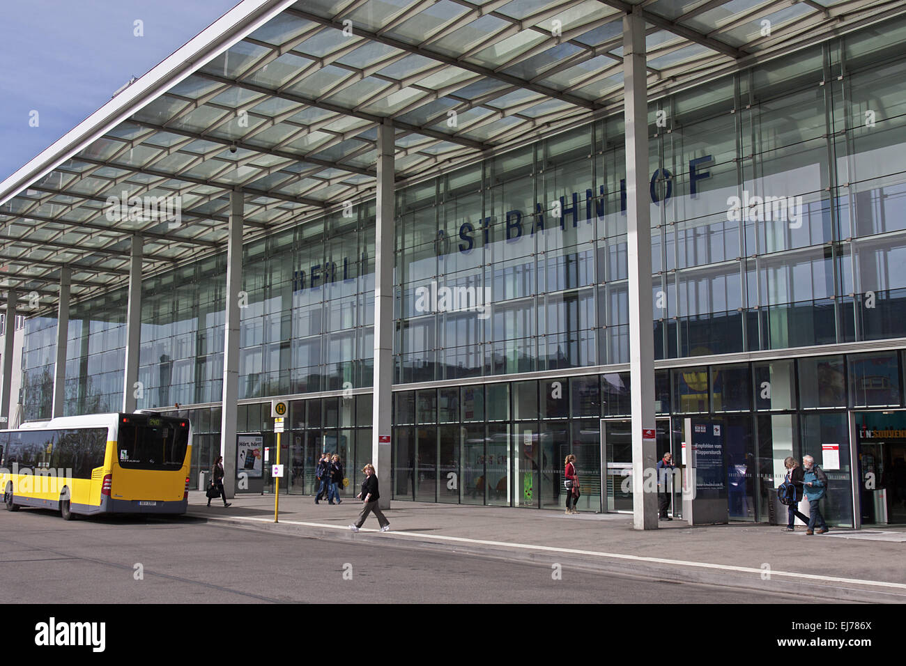 Berlin ostbahnhof -Fotos und -Bildmaterial in hoher Auflösung – Alamy
