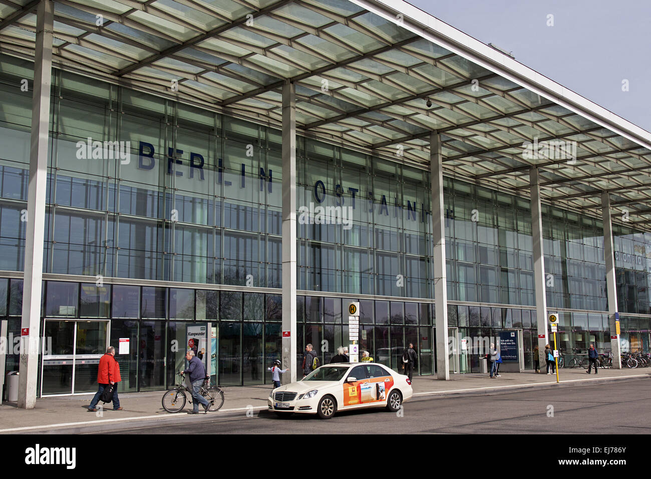Berlin ostbahnhof -Fotos und -Bildmaterial in hoher Auflösung – Alamy