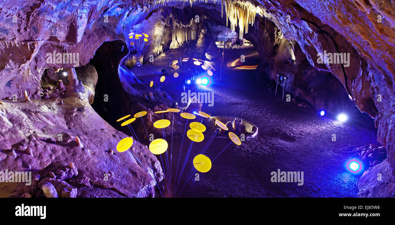 Höhle Leuchten, Dechen Cave, Iserlohn, Deutschland Stockfotografie - Alamy