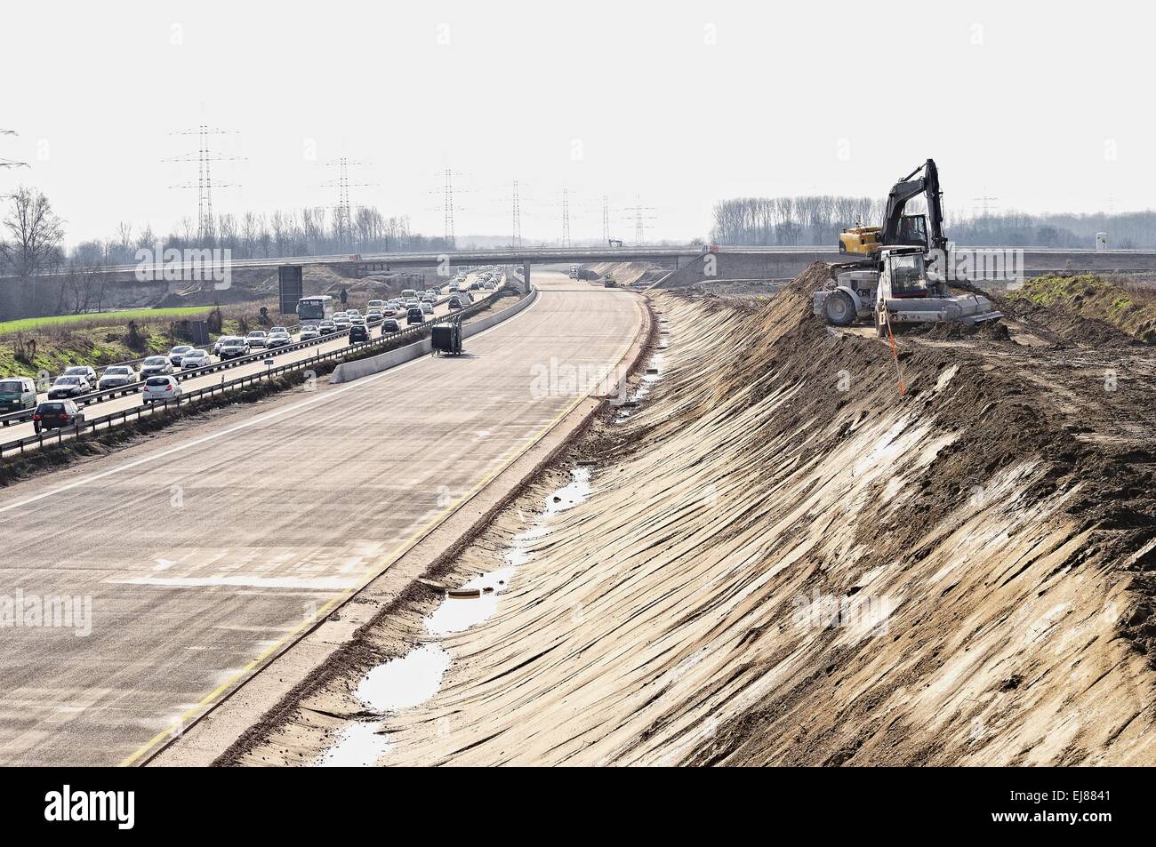 Autobahn construction -Fotos und -Bildmaterial in hoher Auflösung - Seite 3 - Alamy
