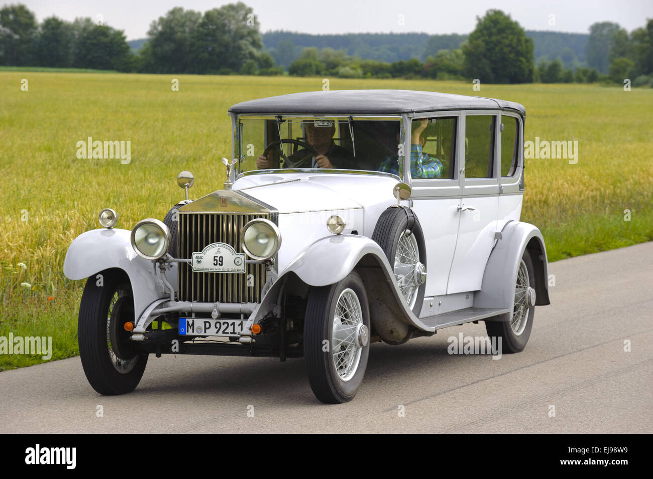 Rolls royce oldtimer 1928 -Fotos und -Bildmaterial in hoher Auflösung ...
