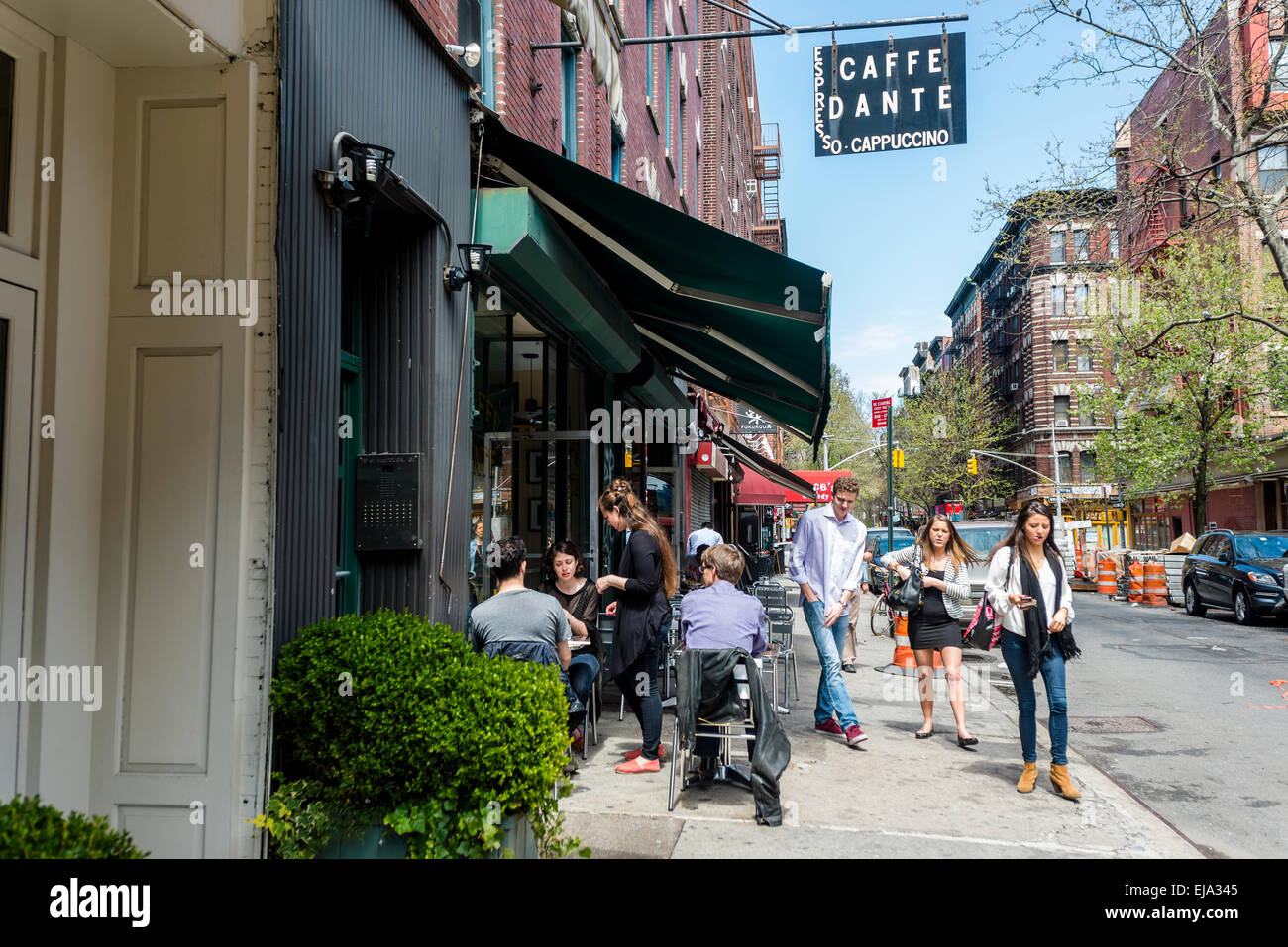 Caffe dante -Fotos und -Bildmaterial in hoher Auflösung – Alamy