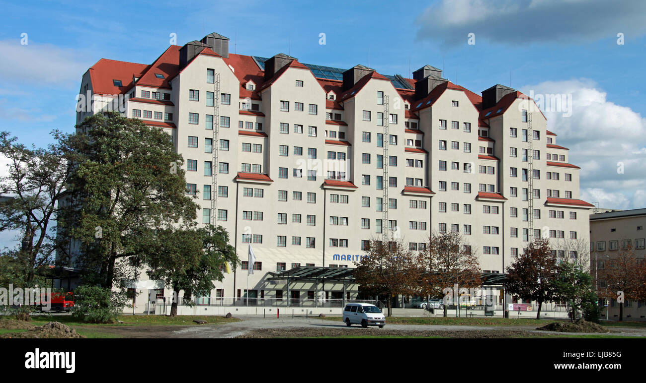 MARITIM HOTEL DRESDEN Stockfotografie - Alamy