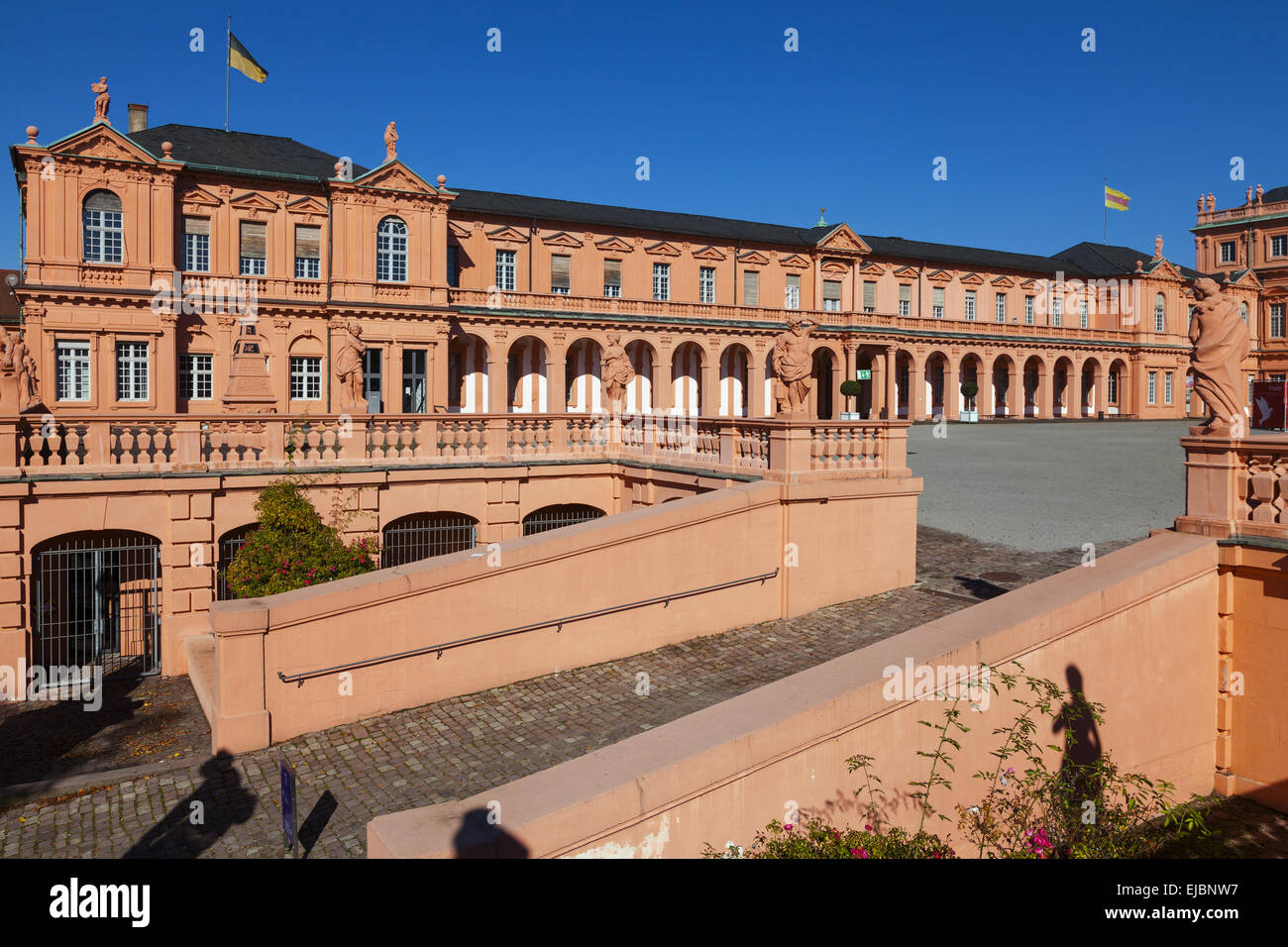 Schloss rastatt -Fotos und -Bildmaterial in hoher Auflösung – Alamy