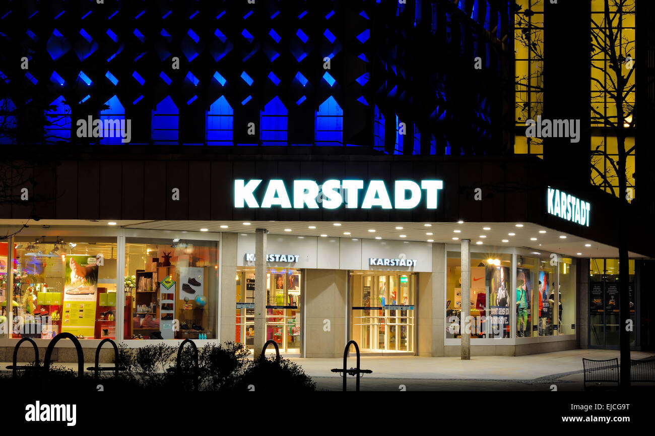 Karstadt kaufhaus -Fotos und -Bildmaterial in hoher Auflösung – Alamy