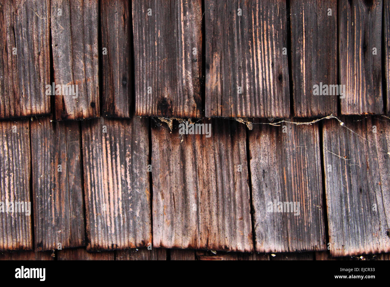 Traditionelle schindeln holz alt -Fotos und -Bildmaterial in hoher ...