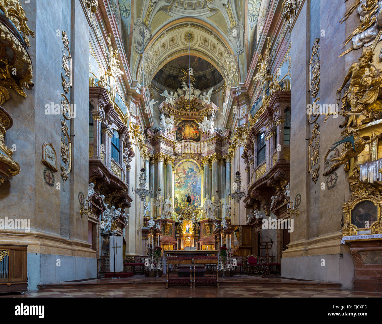 Wien peterskirche -Fotos und -Bildmaterial in hoher Auflösung – Alamy