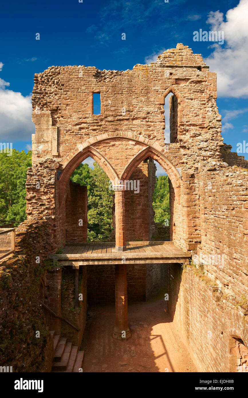 Blick auf das schloss von goodrich -Fotos und -Bildmaterial in hoher ...