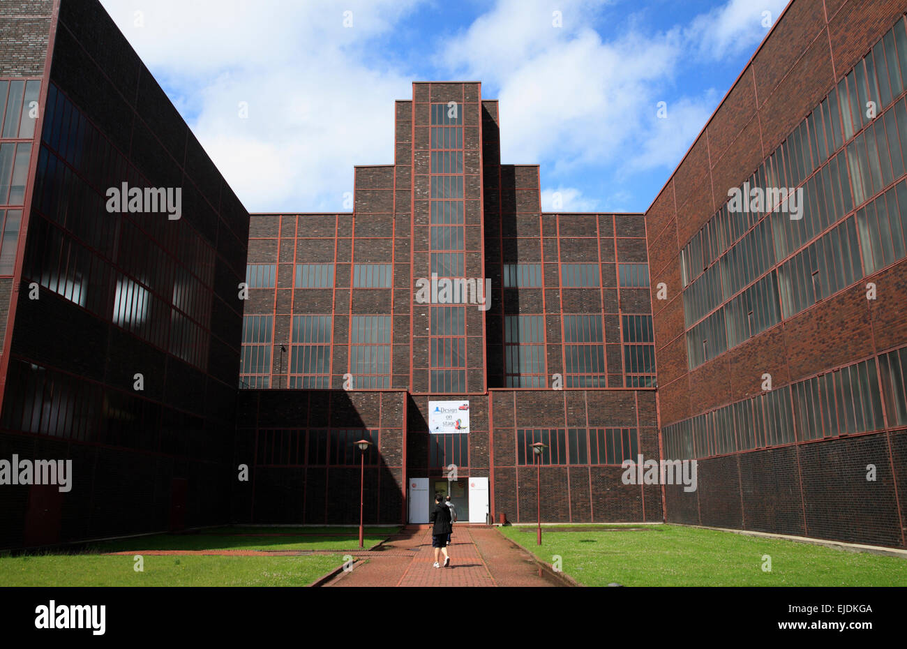 Red dot design museum -Fotos und -Bildmaterial in hoher Auflösung – Alamy