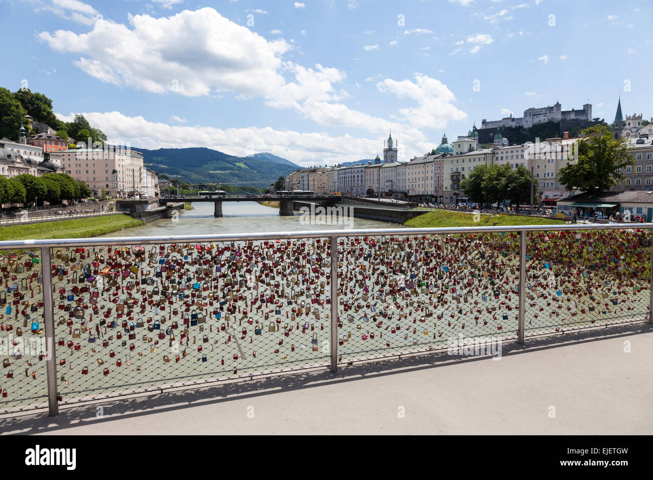 Liebe Schlösser Vorhängeschlösser Zeichen der Liebe am Makartsteg ...