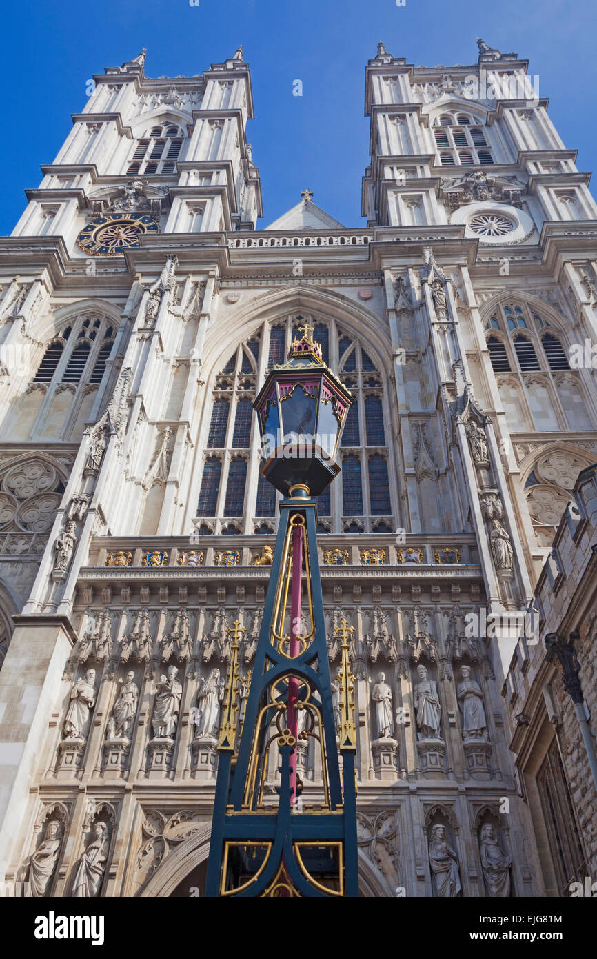 Front westminster abbey -Fotos und -Bildmaterial in hoher Auflösung – Alamy