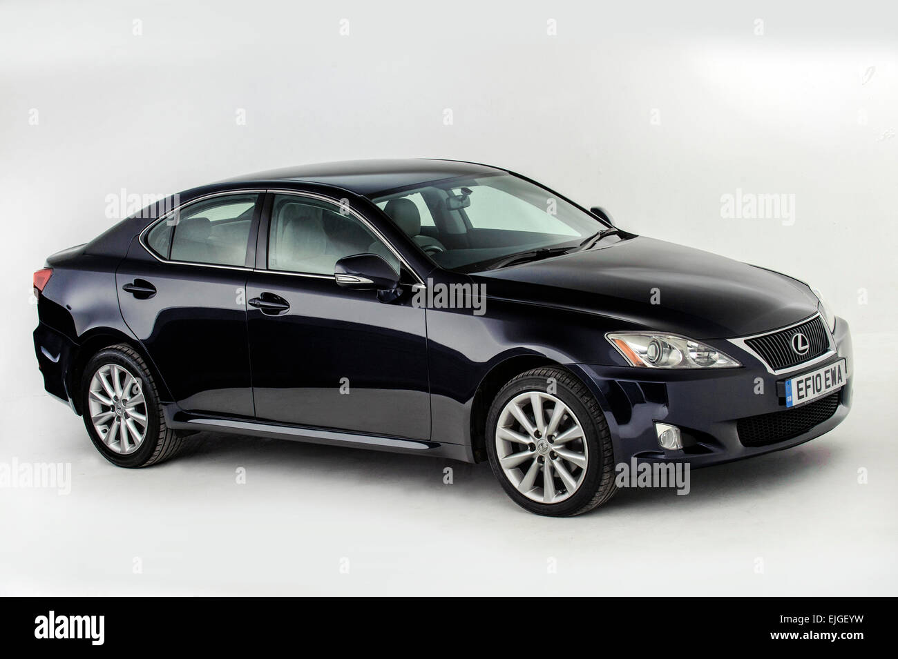 220 car -Fotos und -Bildmaterial in hoher Auflösung – Alamy