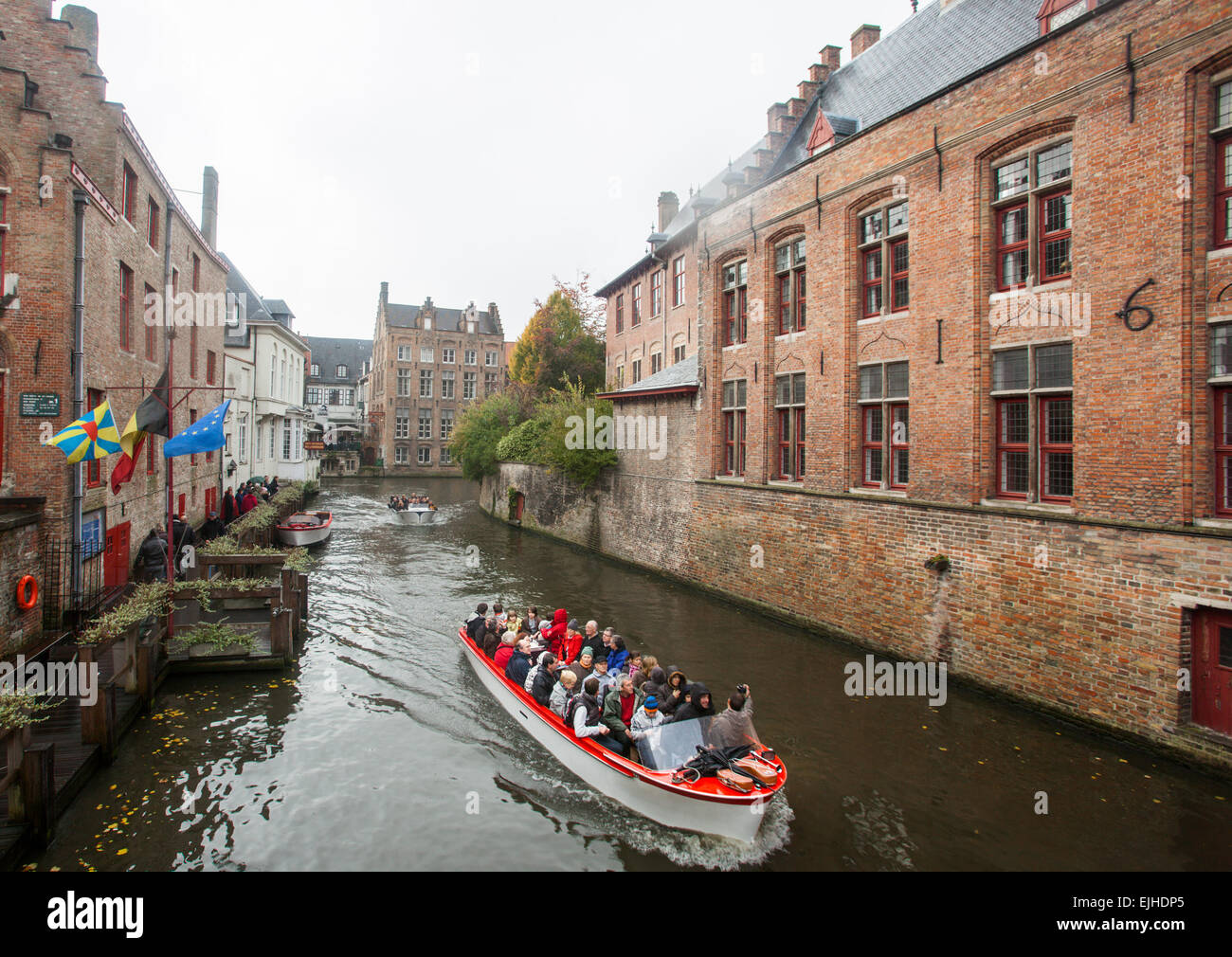 Kanal-Boot-Tour in Brügge, Belgien Stockfotografie - Alamy