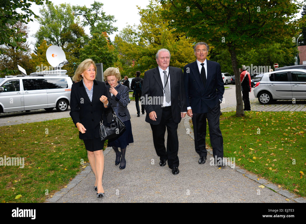 Gedenkstätte für den verstorbenen Schauspieler Joachim Fuchsberger mit ...