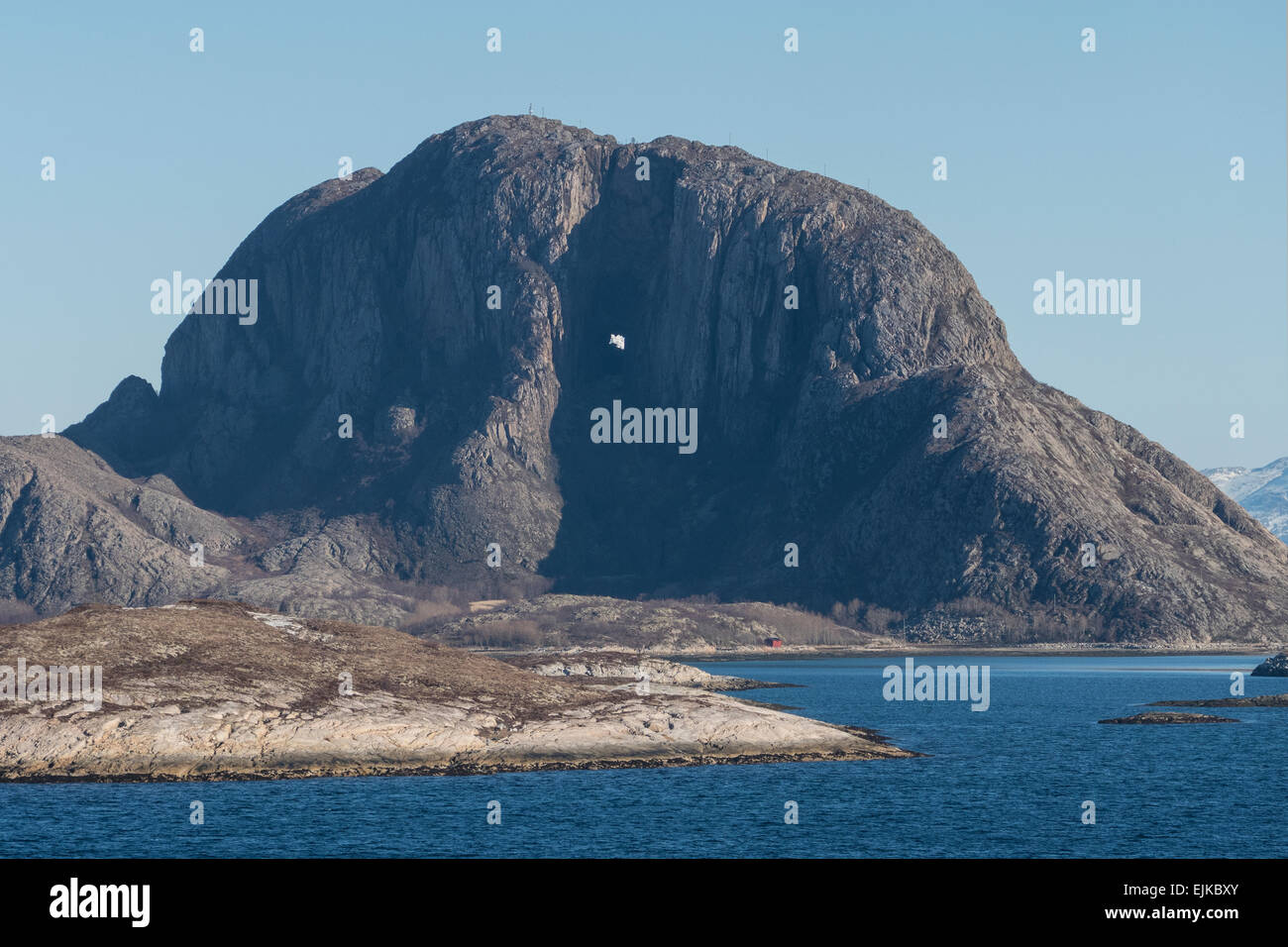 Norwegen Nordland, Helgeland Küste, Torghatten, den Berg mit dem Loch ...