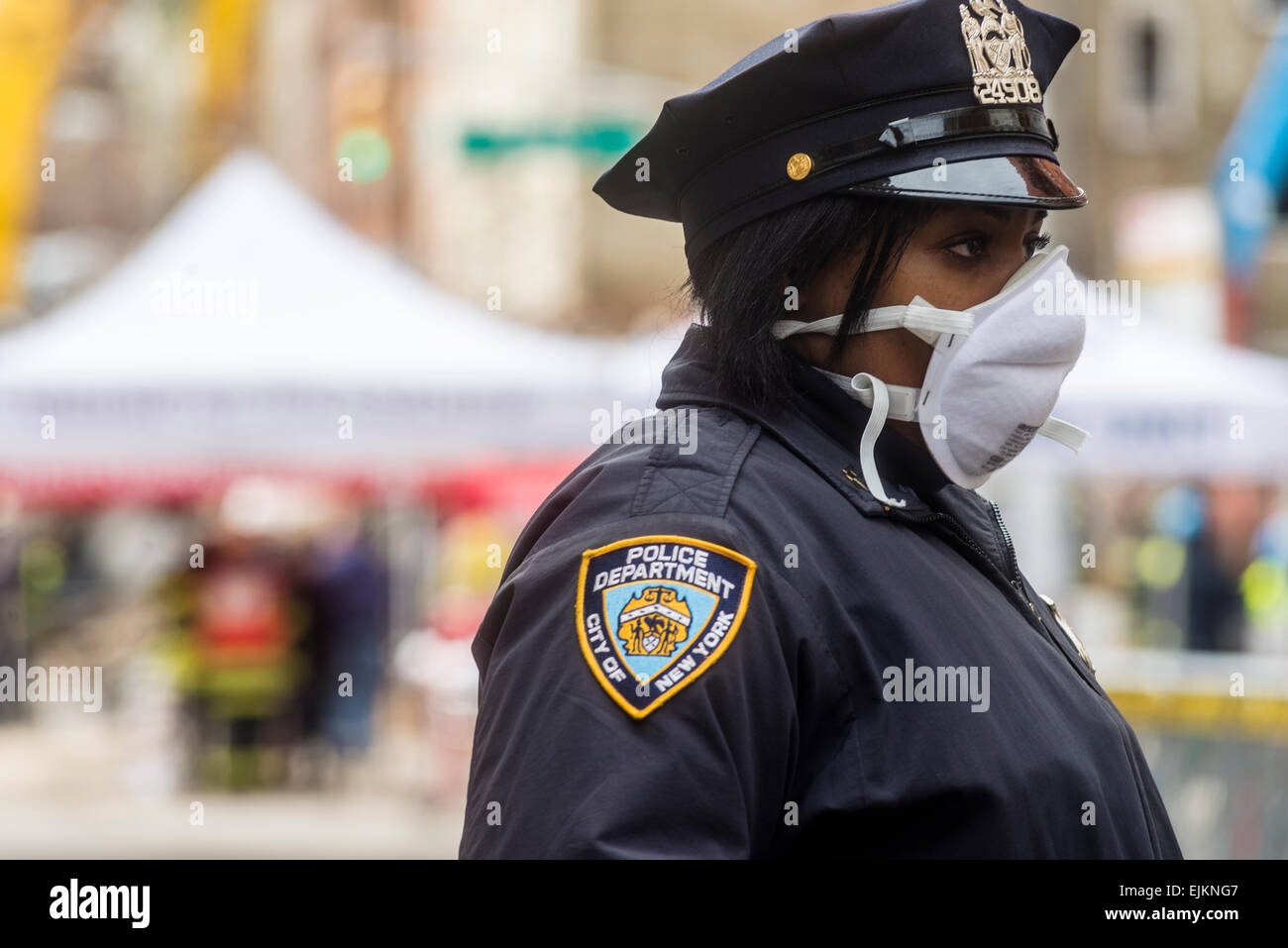Polizei gasmaske -Fotos und -Bildmaterial in hoher Auflösung – Alamy